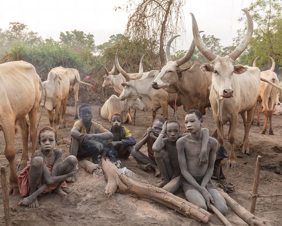 Mundari tribe of South Sudan - The African Encounters